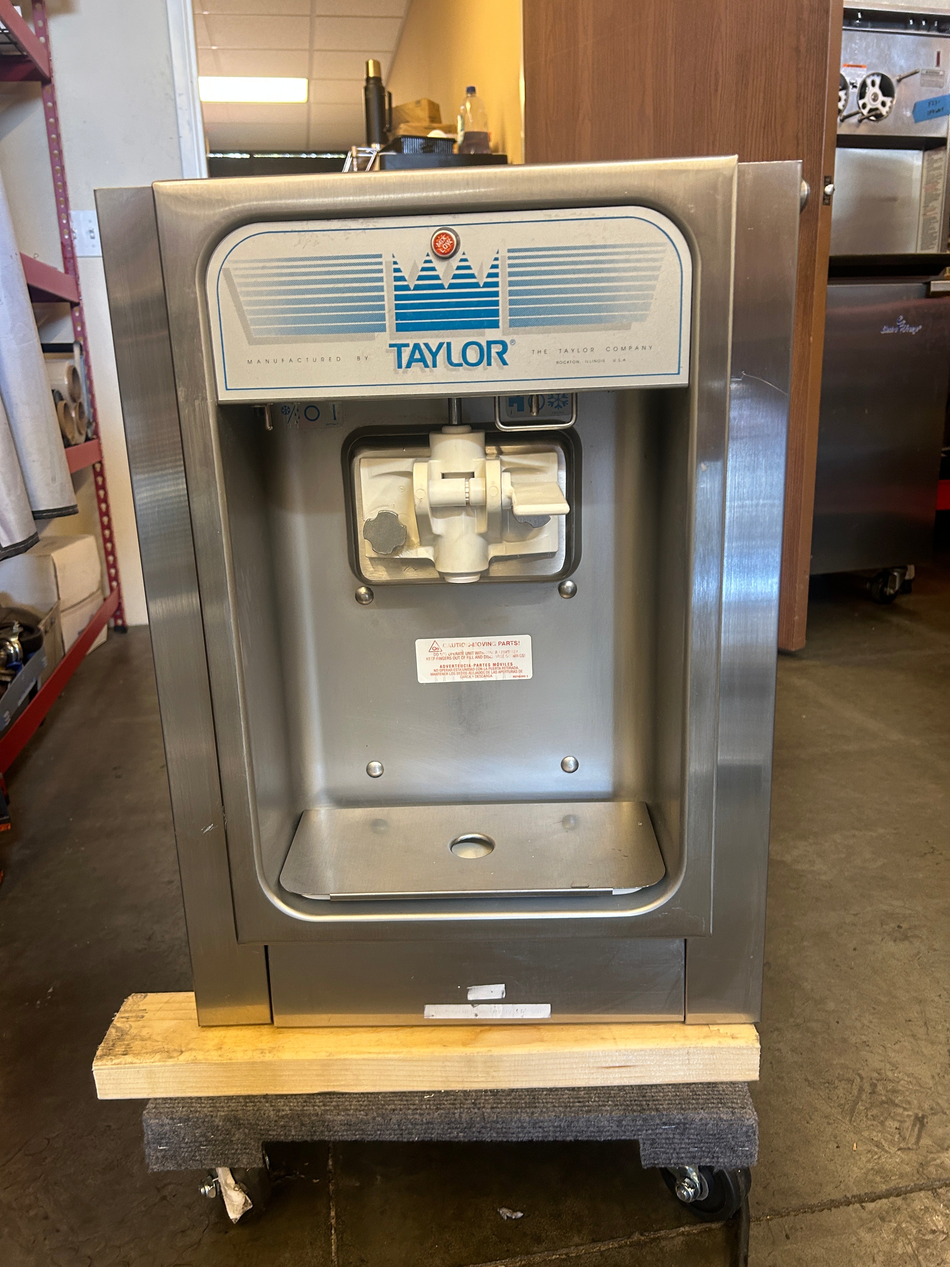 2011 Taylor 152-12 115V Table Top Soft Serve Machine w/warranty