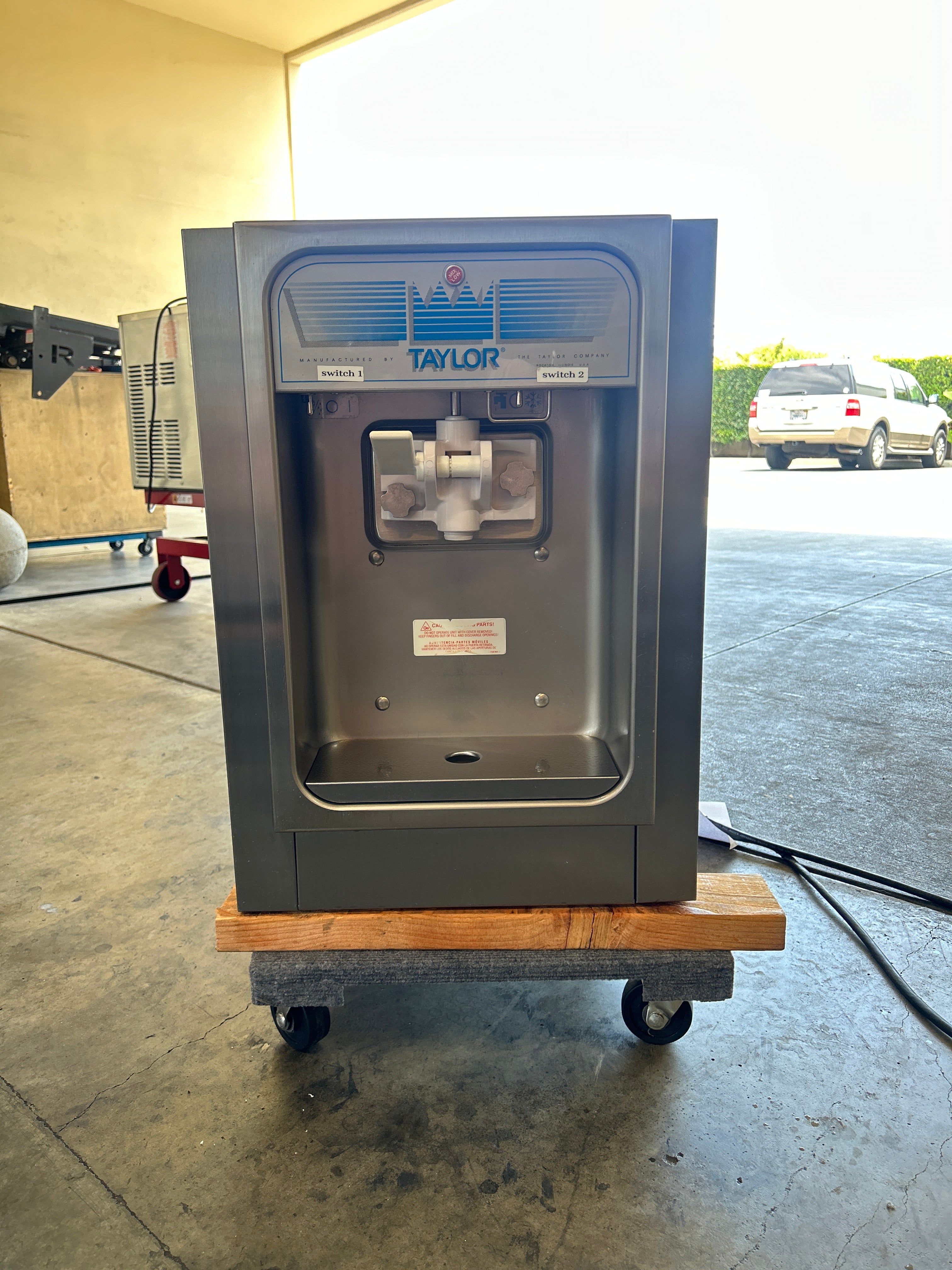 2007 Taylor 152 Countertop Soft Serve Machine w/warranty