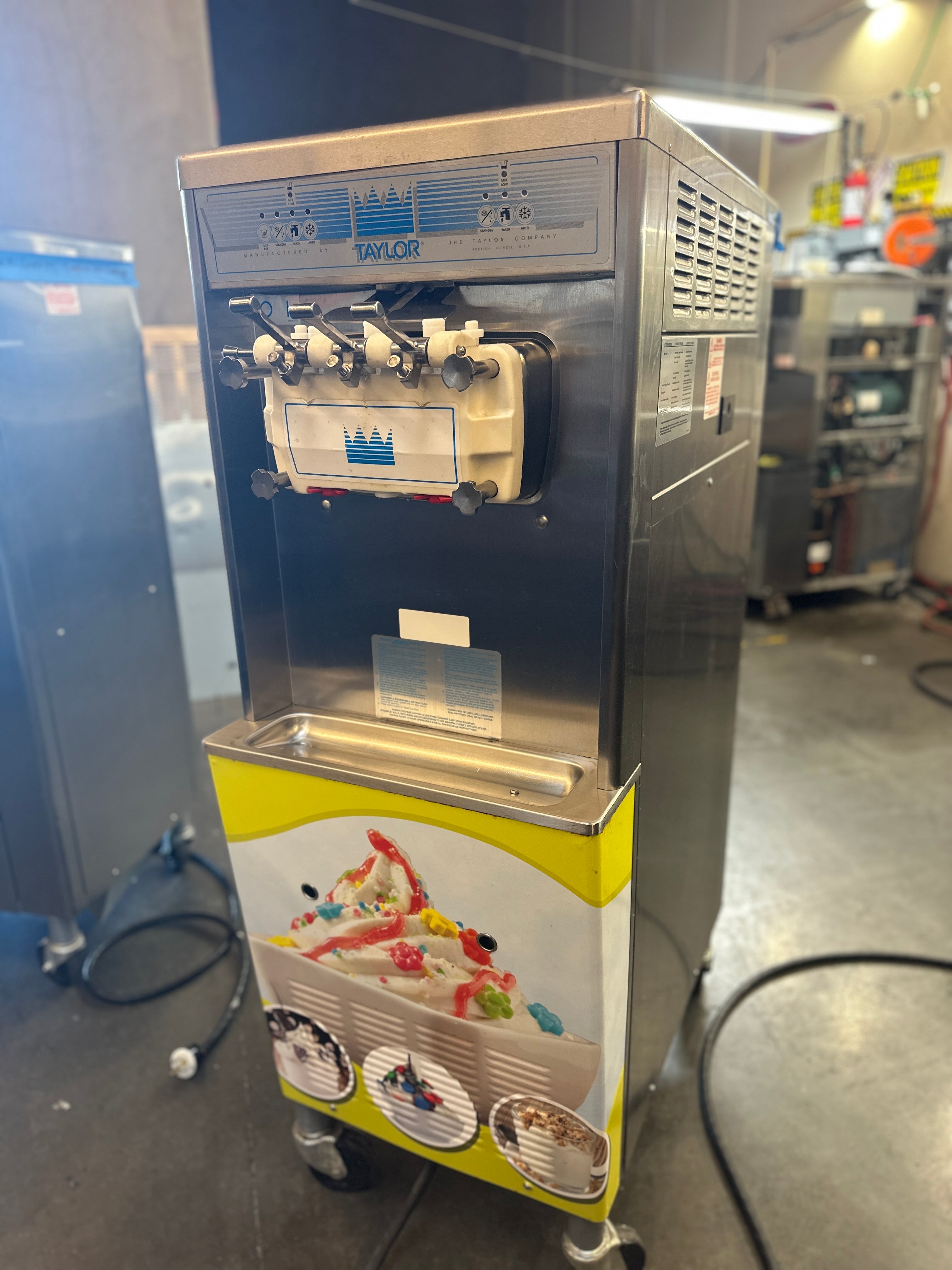 2008 Taylor 336-33 3ph air cooled froyo machine