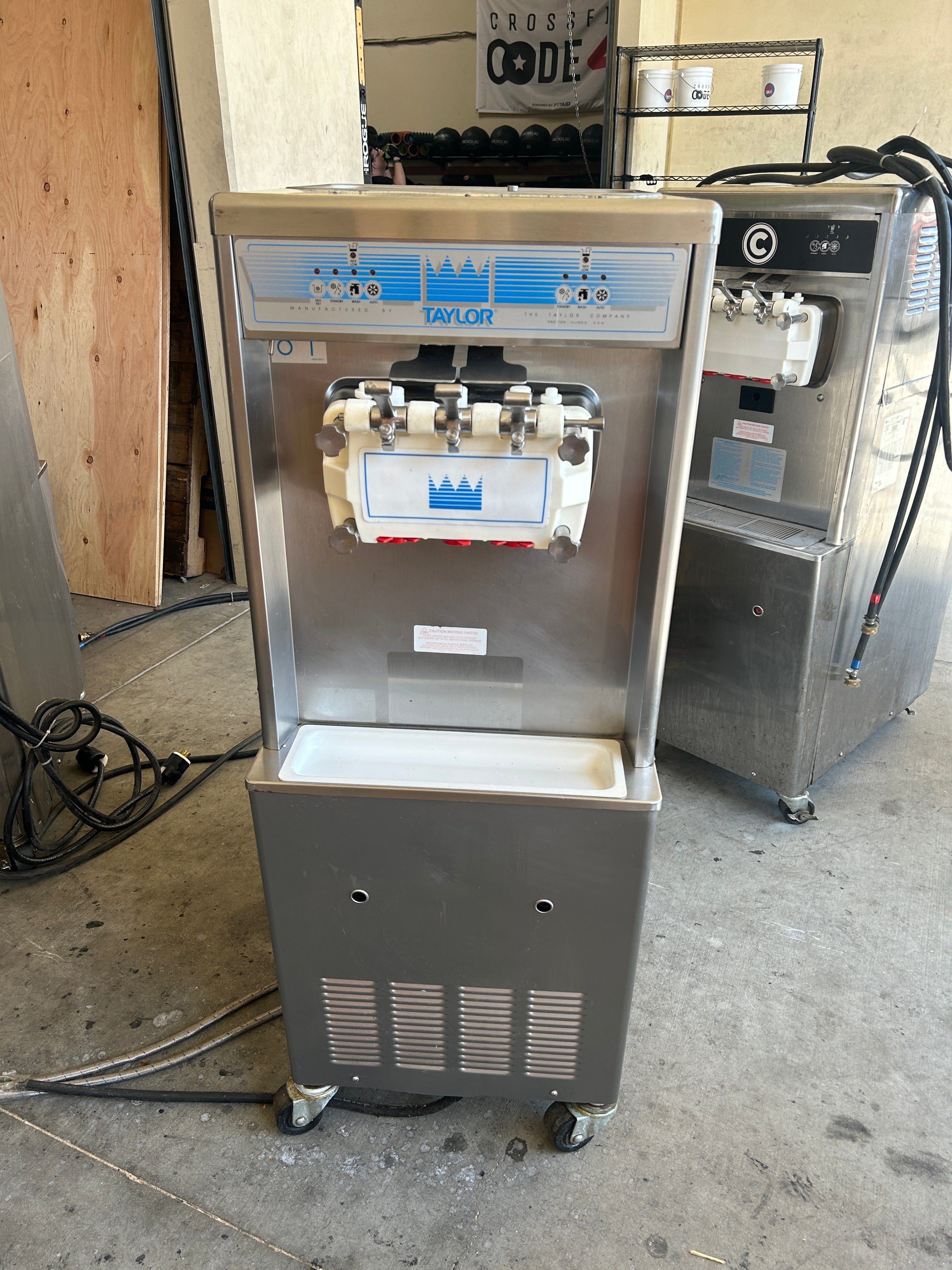 Taylor Soft Serve Model 336-33 3PH Water w warranty