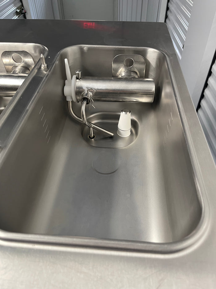 2022 Taylor C712-33 3phase air cooled soft serve machine with pumps in ...