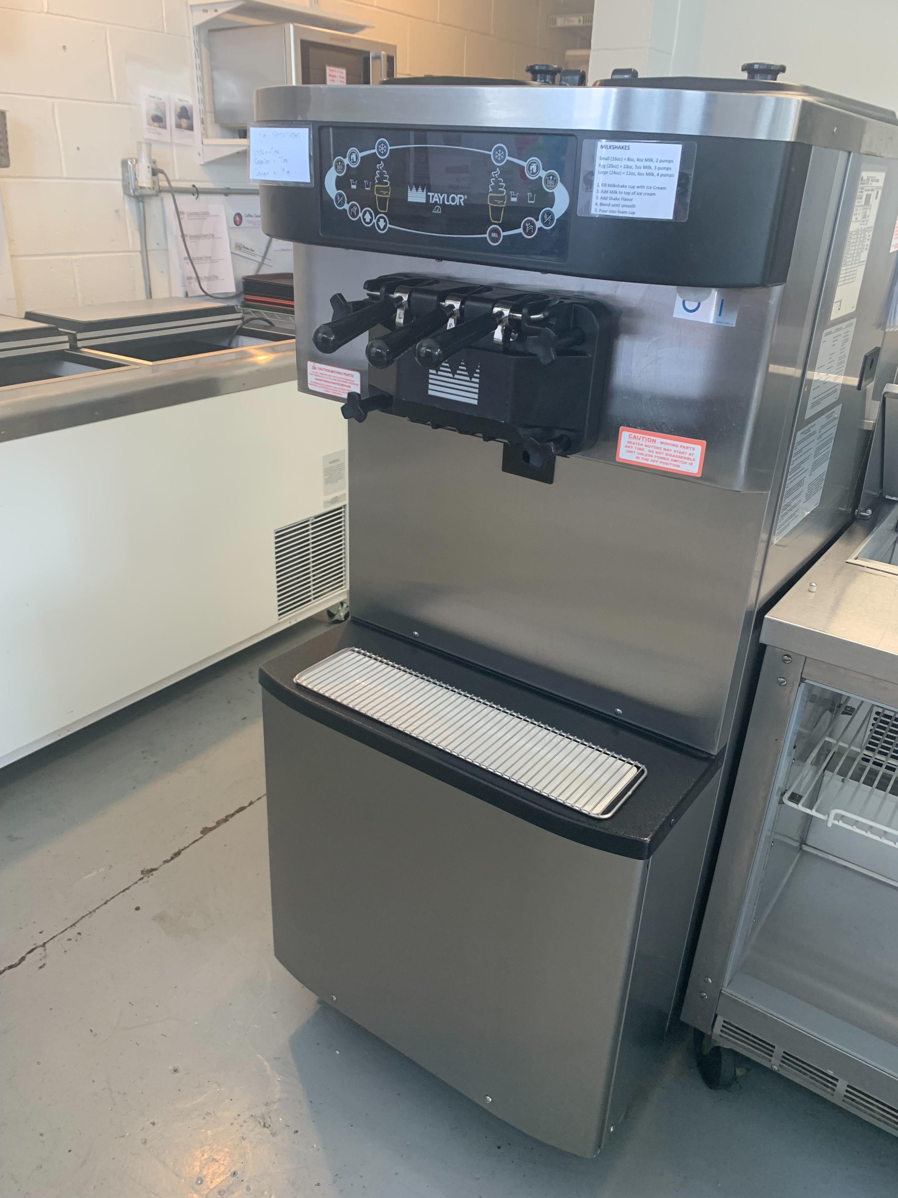 Used Taylor C712 single phase water bottom fed pressurized soft serve ...