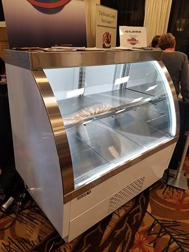 Ice Cream Cake Display Freezer