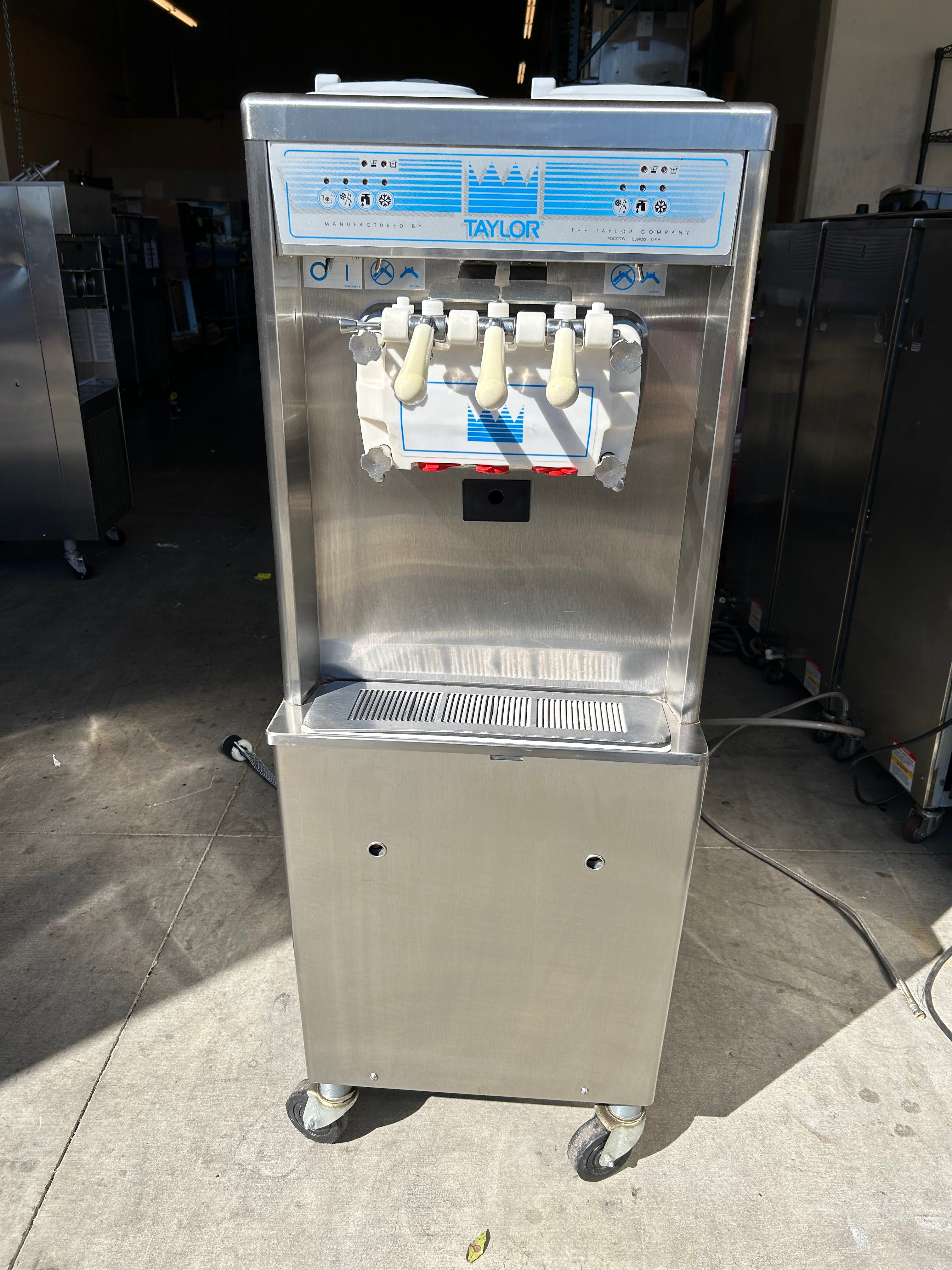 2016 Taylor 791 3Ph Air Cooled with Hopper Agitators